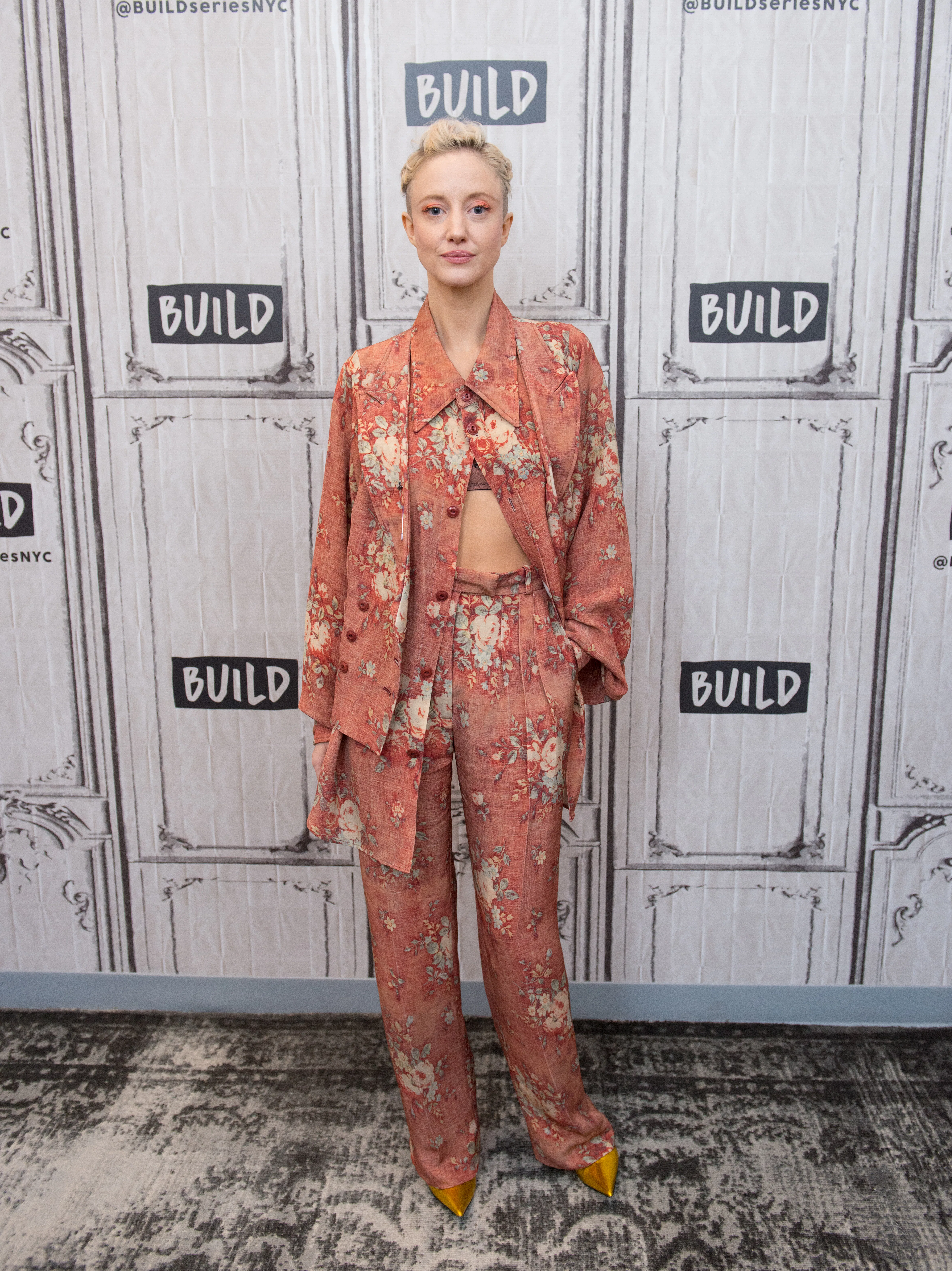 Andrea Riseborough Has Quietly Been Upstaging Emma Stone’s Style on the ...
