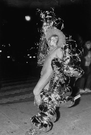 Photographic Proof That New Yorkers’ Halloween Costumes Used to Be ...