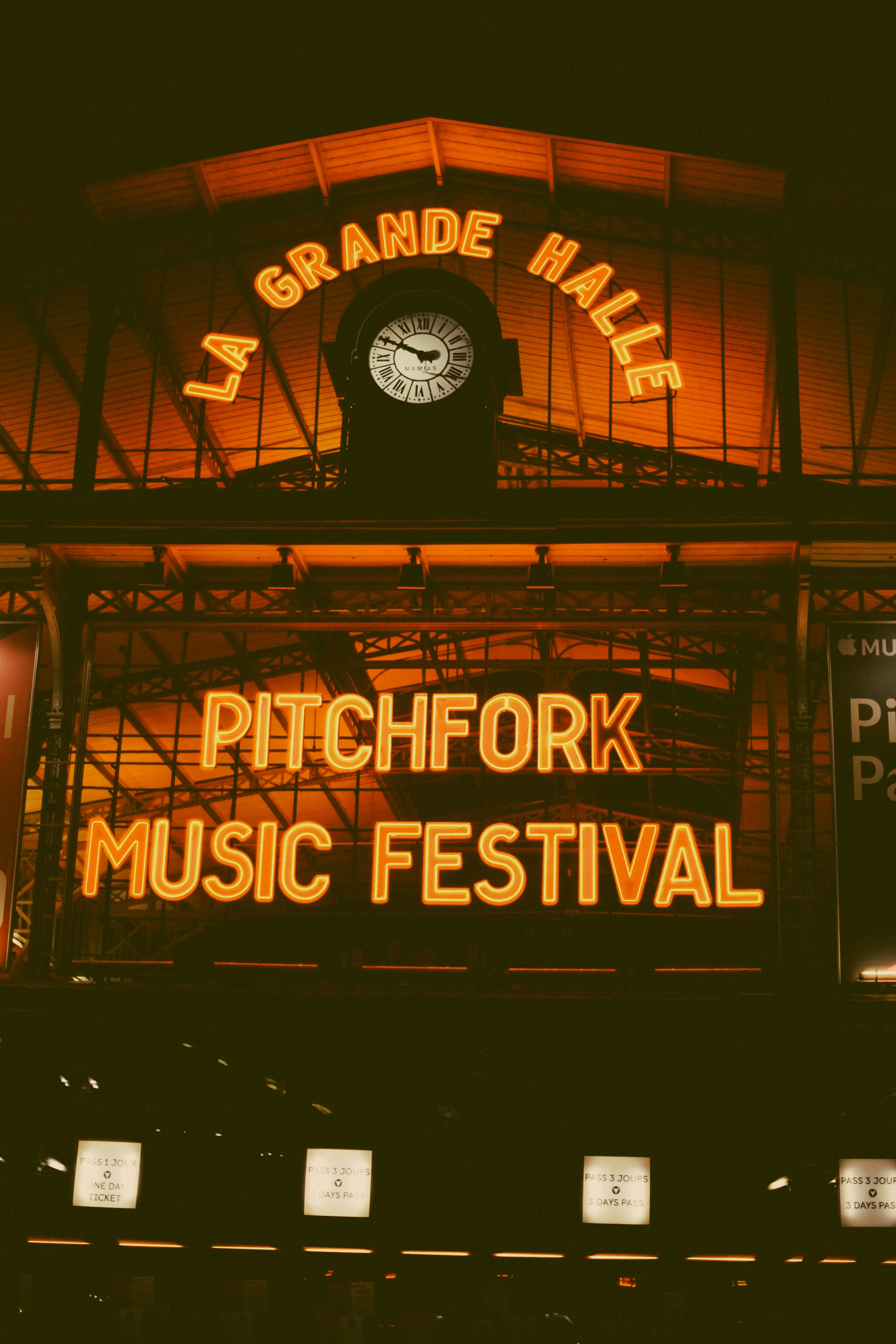 Pitchfork Music Festival Paris Shows Off the French Way to Do Street Style