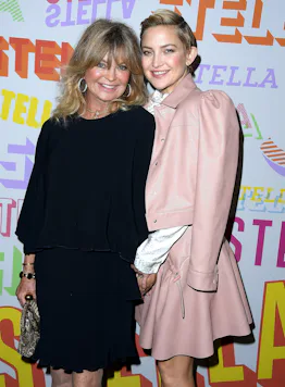 Kate Hudson, No Longer Bald, Debuts Textured Ombré Pixie Cut