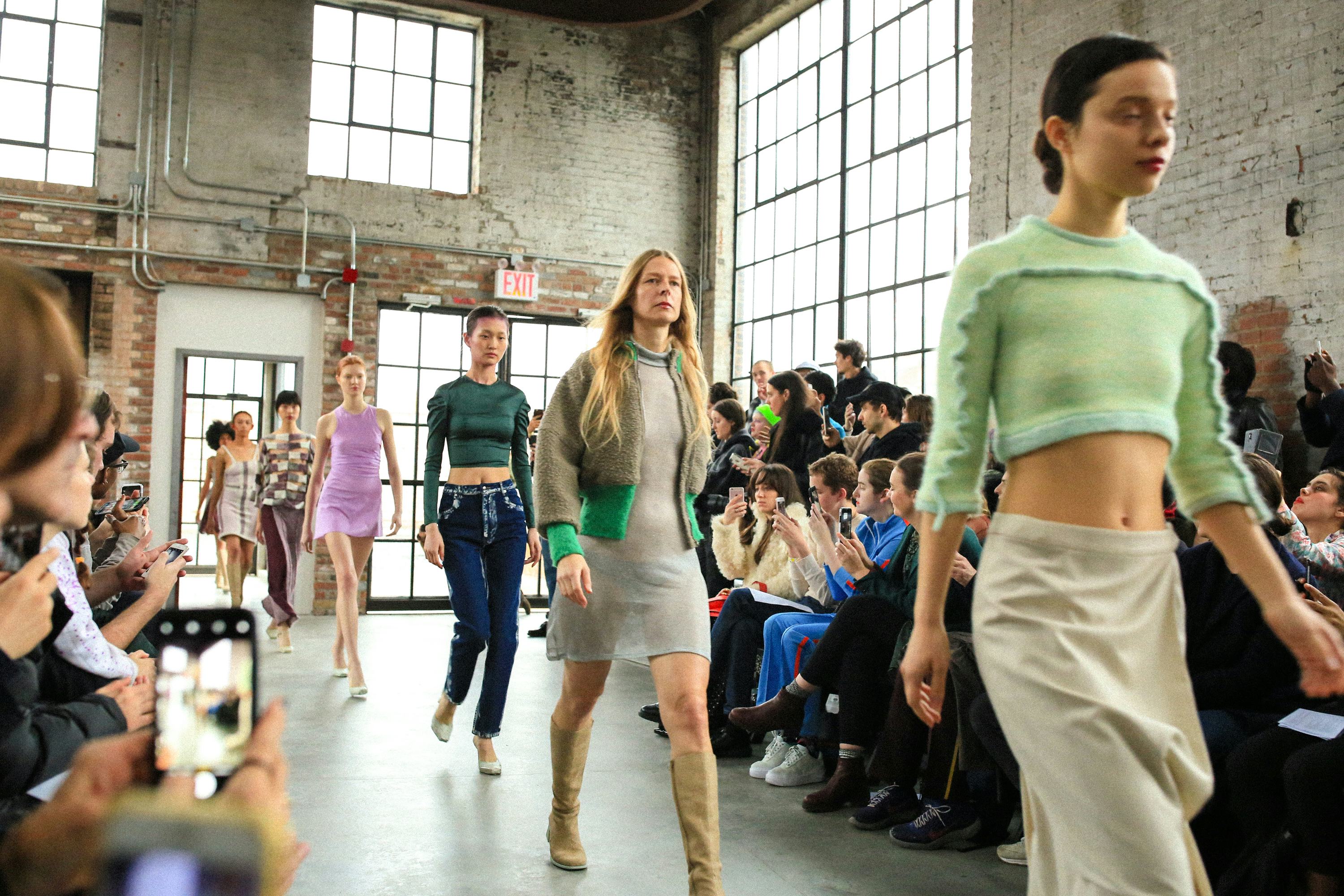 Up Close and Personal with Gigi Hadid, Jourdan Dunn, and More Backstage ...