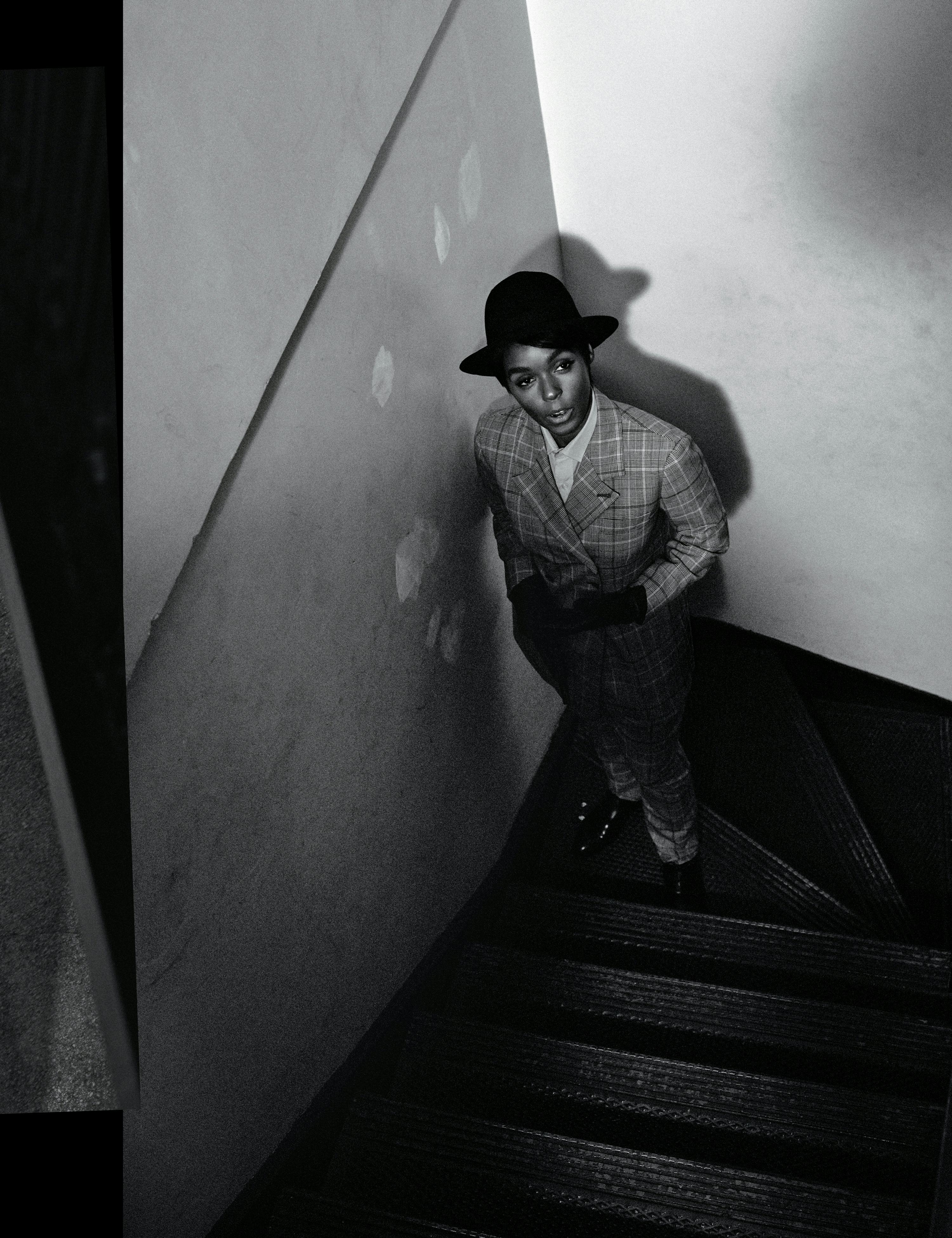 Jordan Peele Reinvents the Hitchcock Heroine, with the Help of Janelle ...