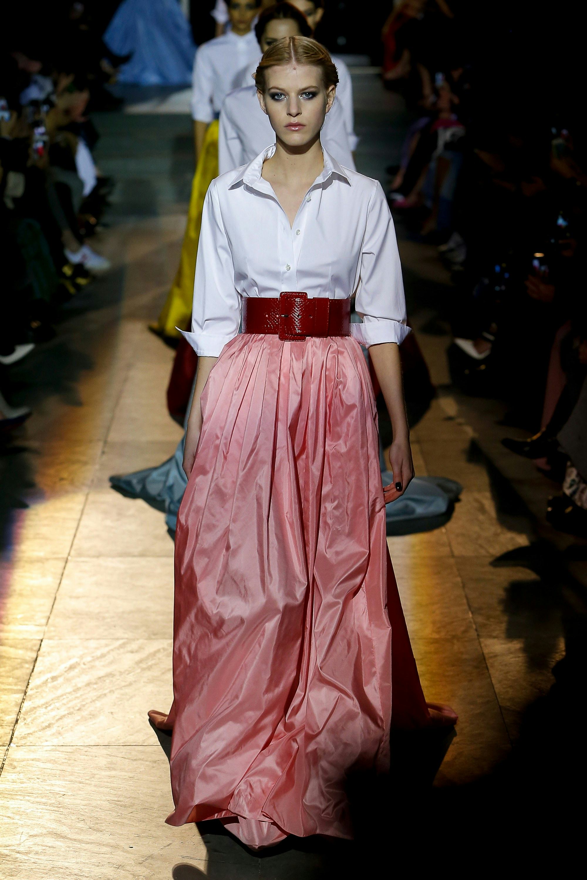 The 13 Biggest Fall 2018 Fashion Trends, From ’80s Mania to Exaggerated ...