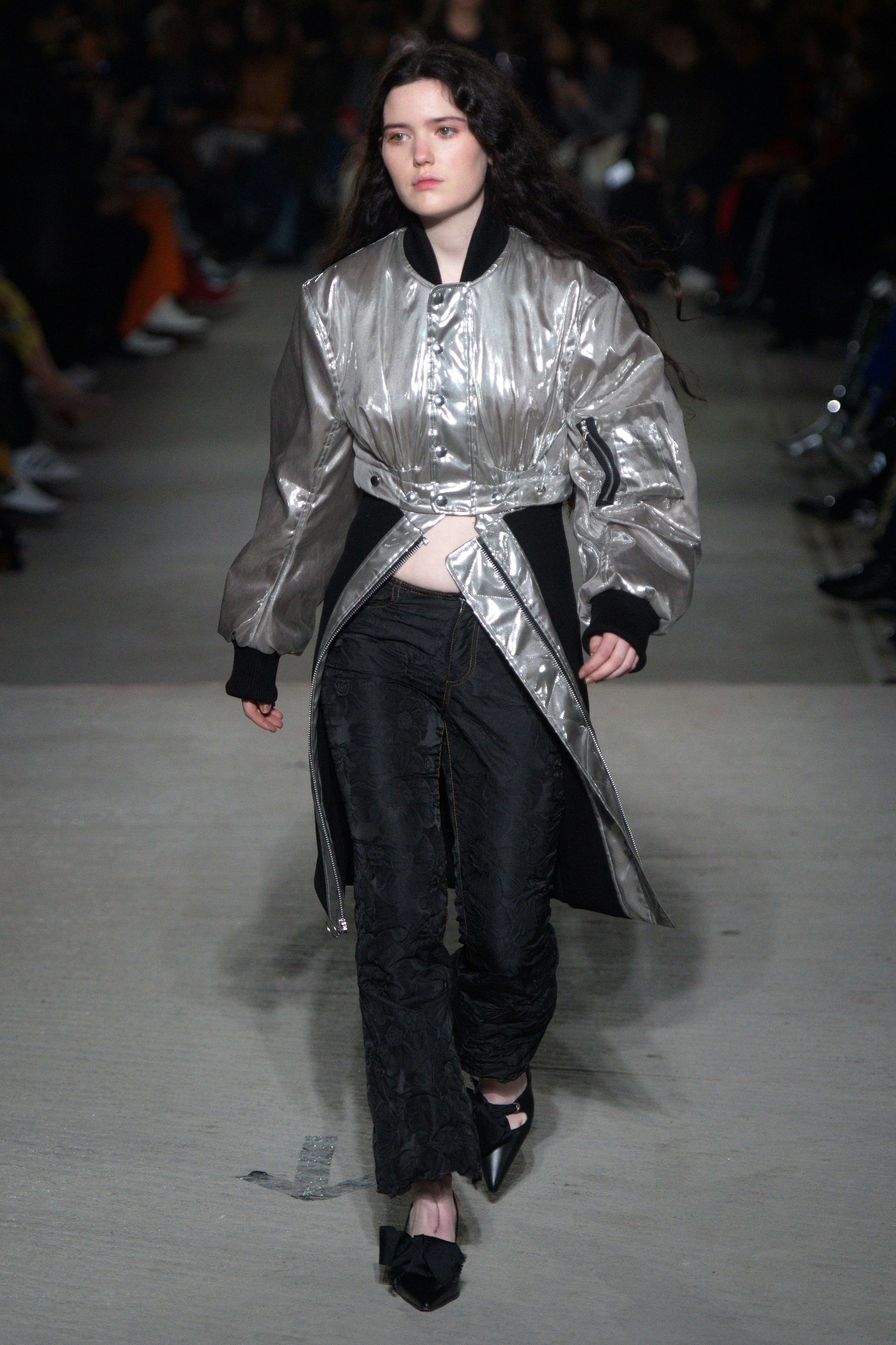 Fall 2018 Fashion: See the Best Runway Looks from Calvin Klein, Chanel ...