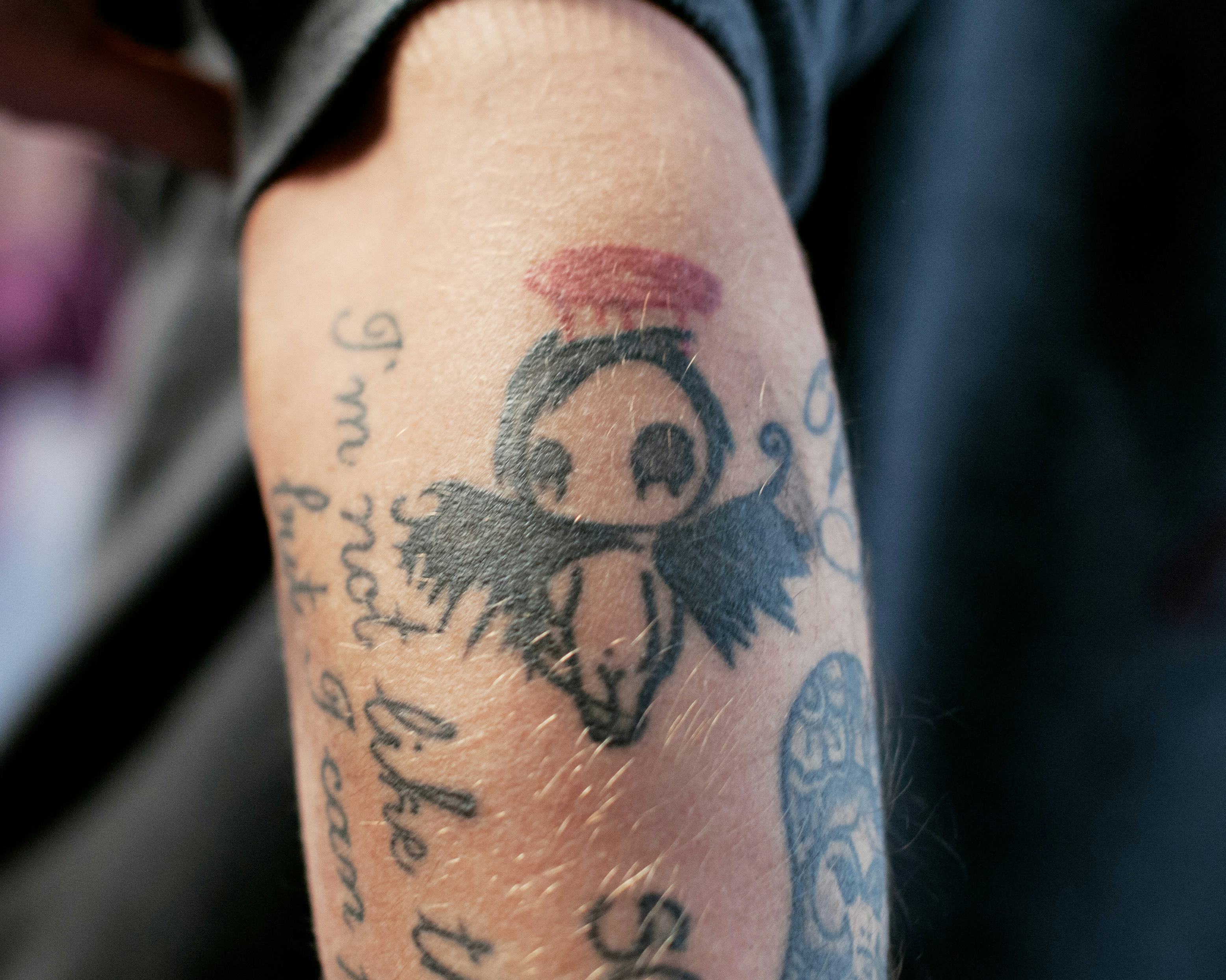 The Secret to Paris Hilton and Chris Zylka’s Love Is Very Highbrow