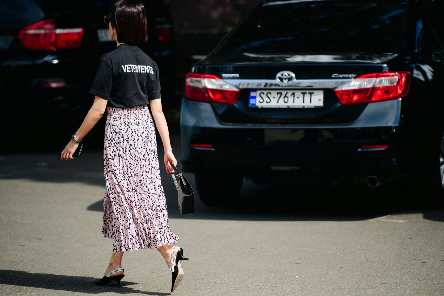 Tbilisi Street Style Proves That ’90s Looks Are Here to Stay