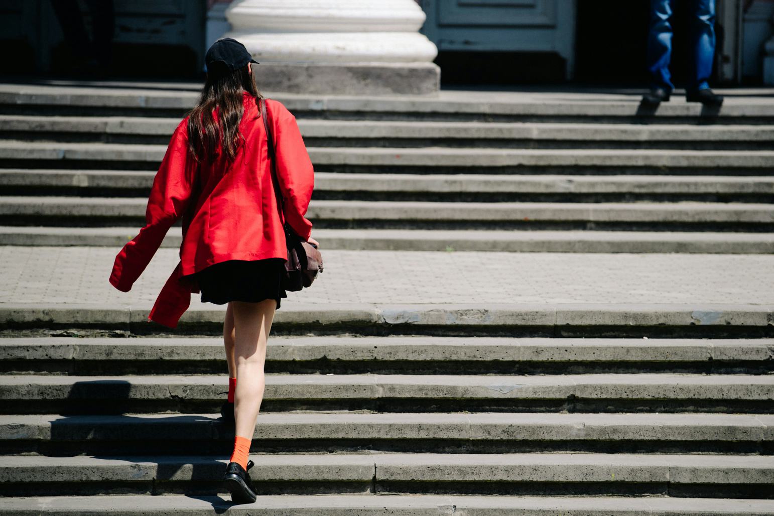 Tbilisi Street Style Proves That ’90s Looks Are Here to Stay