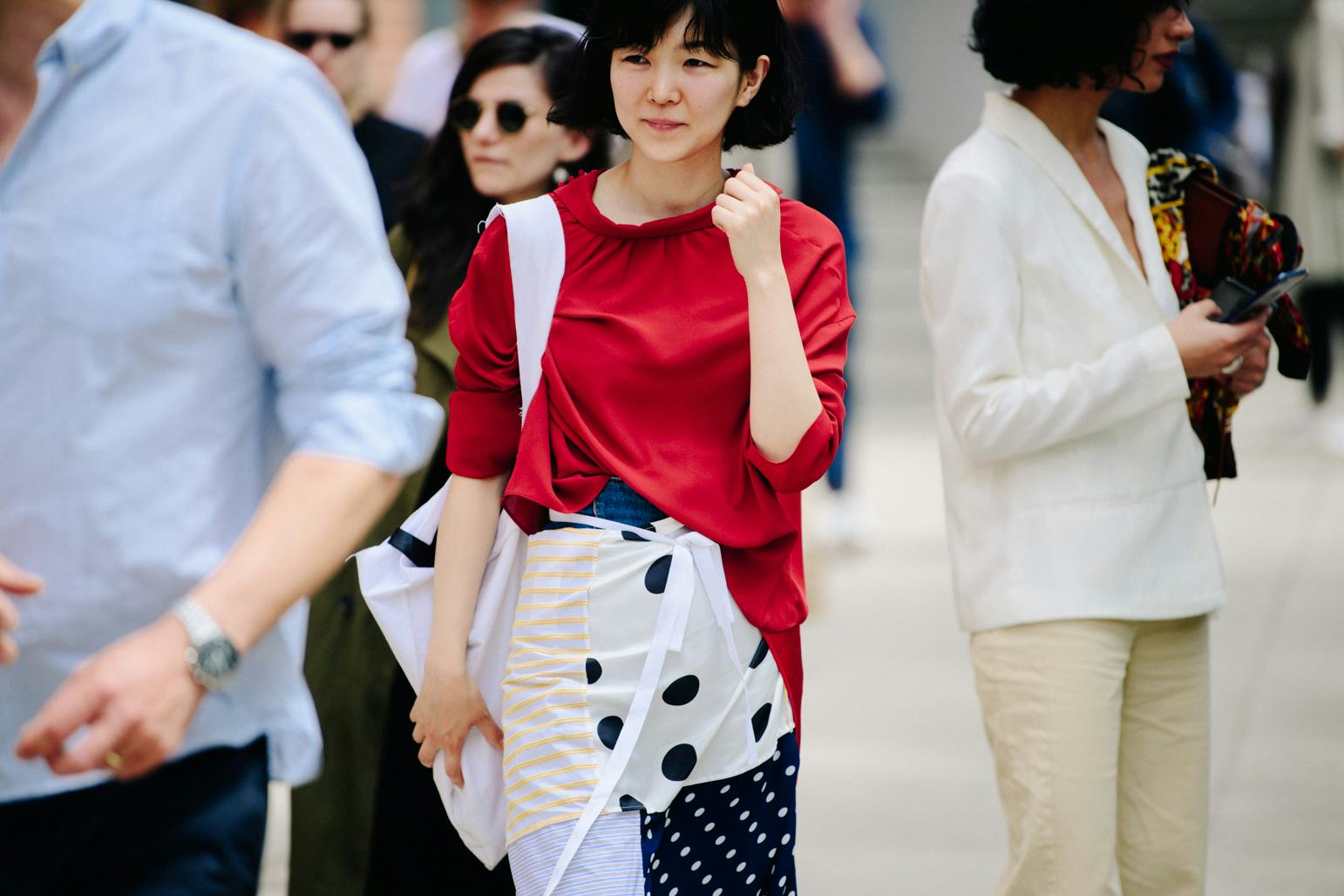 Tbilisi Street Style Proves That ’90s Looks Are Here to Stay