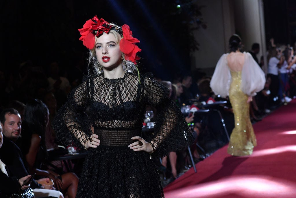 Anaïs Gallagher, Model Descendant of Brit Rock Royalty, Is Now a ...