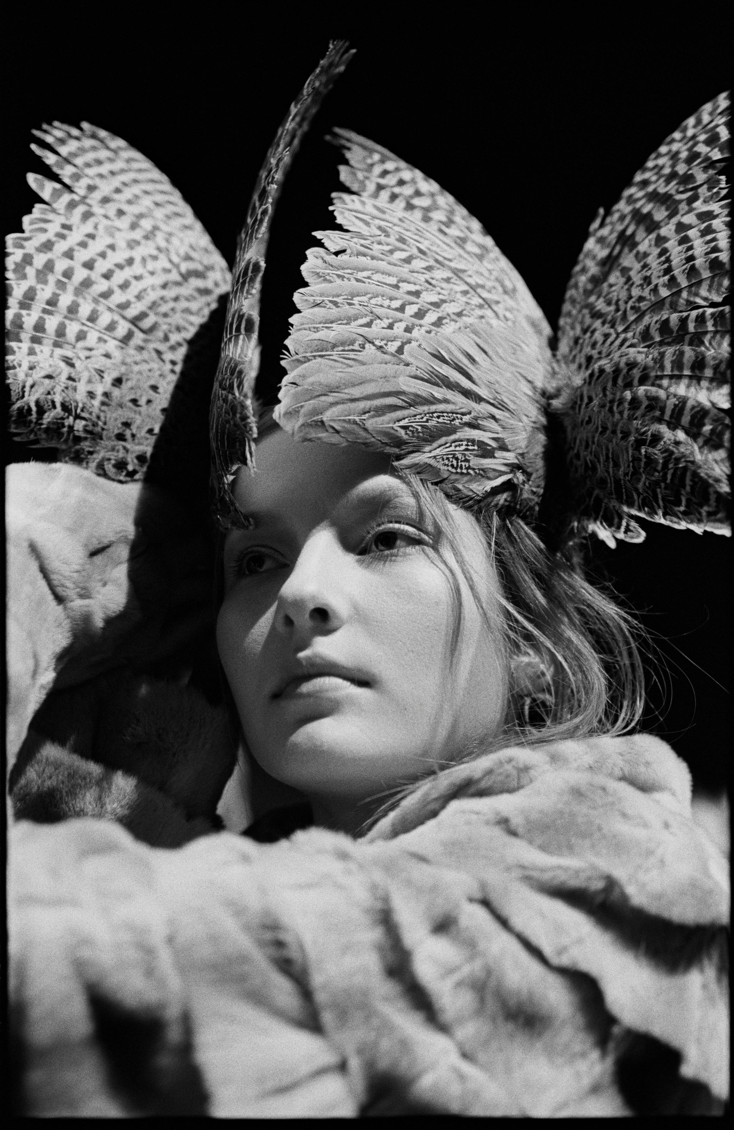 Backstage With Alexander McQueen, During His Most Up-Close and ...