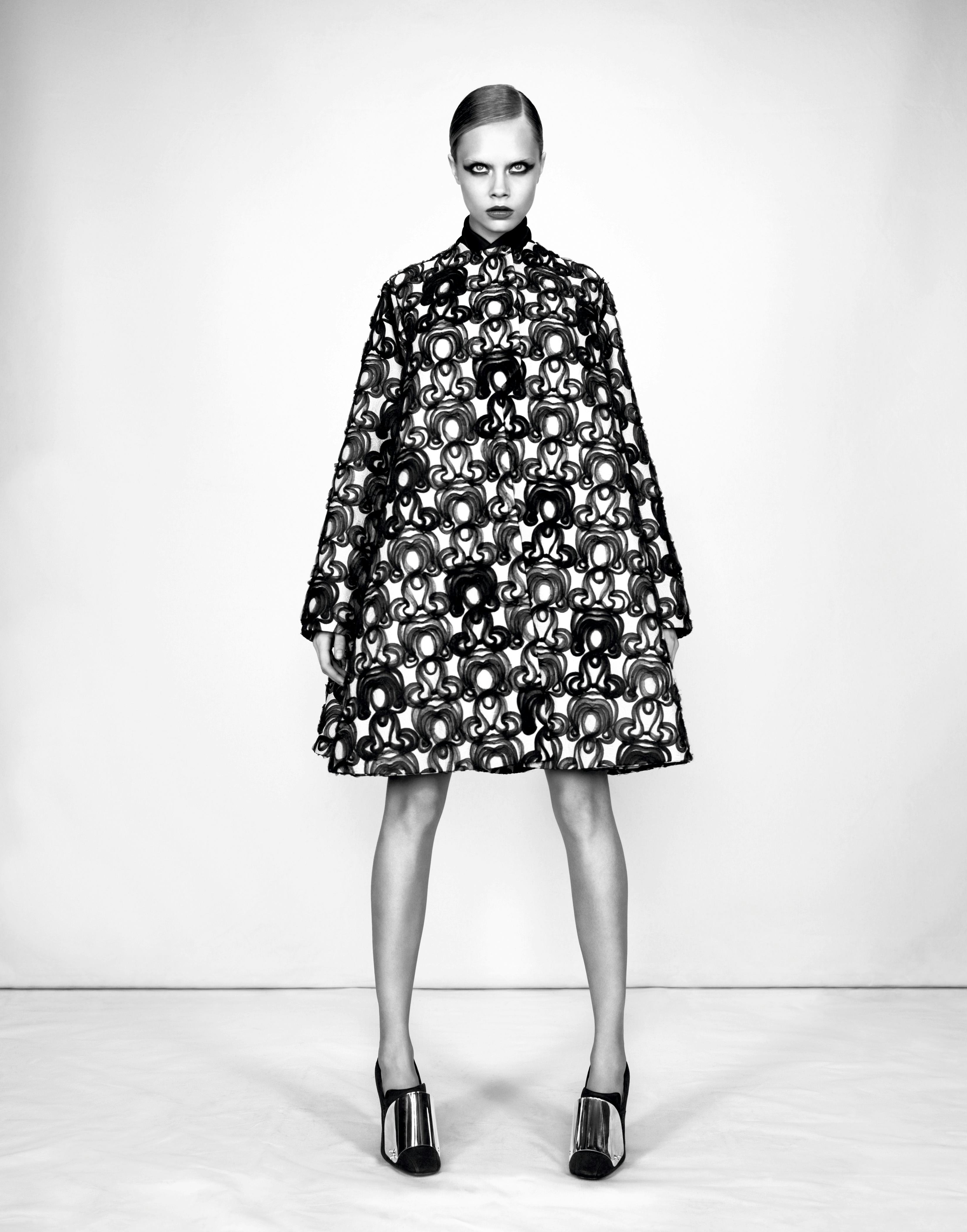 A Reminder That Cara Delevingne Is Still One of the Best Fashion Models ...