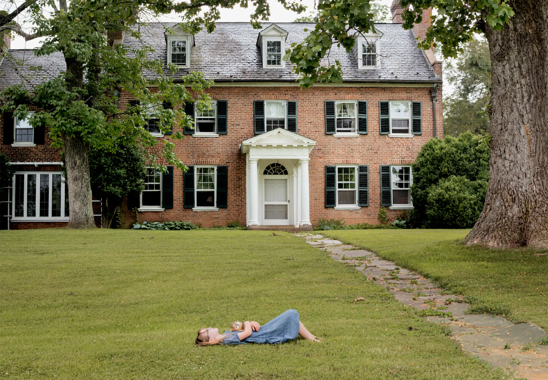 Three Generations of Creative Women Under a Century-Old Country Roof
