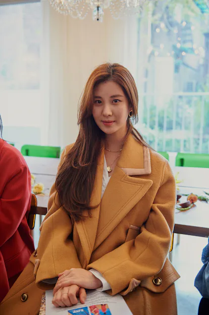 Girls’ Generation’s Seohyun Explains How She Achieves the Perfect Selfie