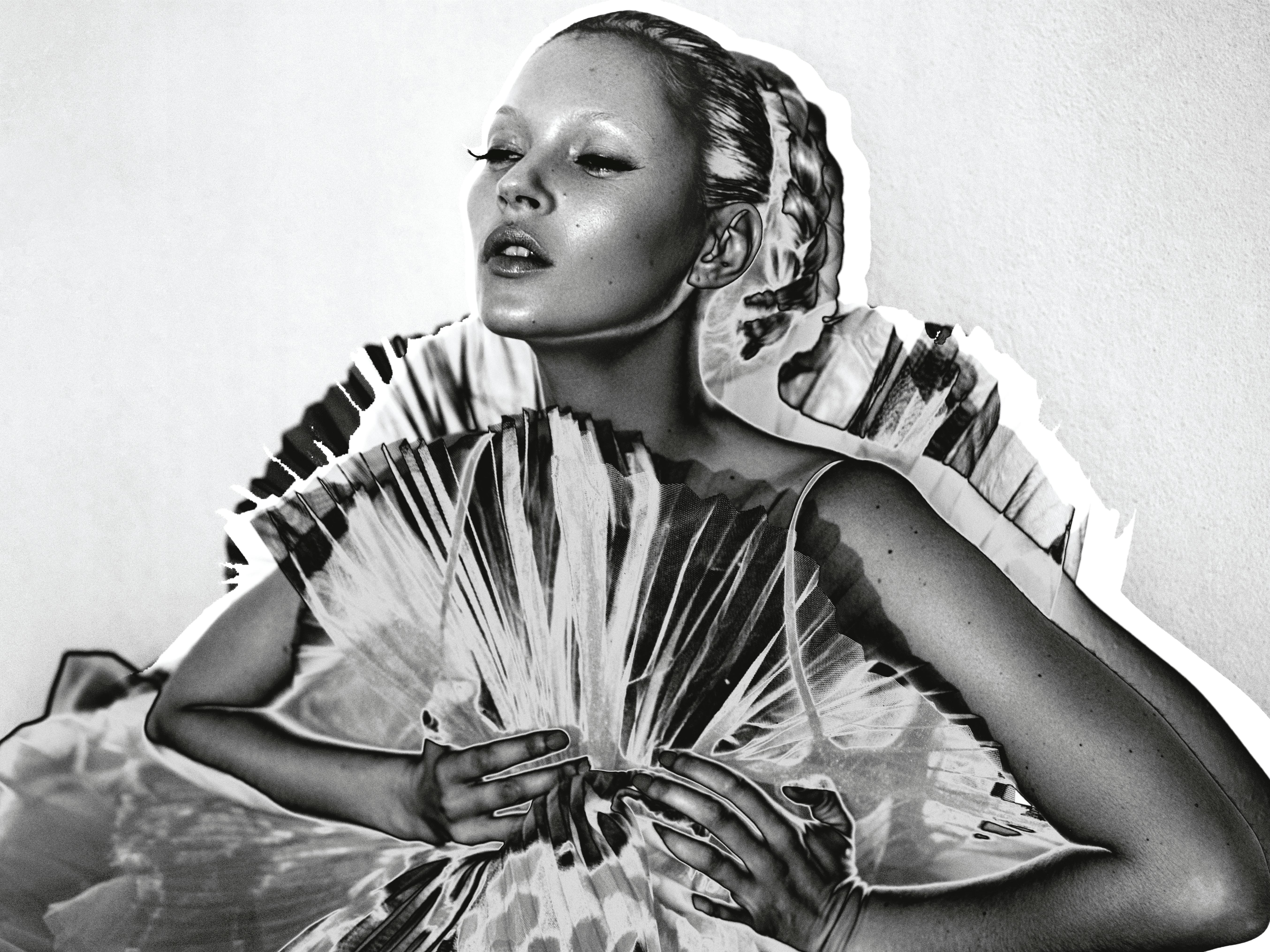 Nothing Tastes As Good As Watching Kate Moss Cooking Chicken Feels