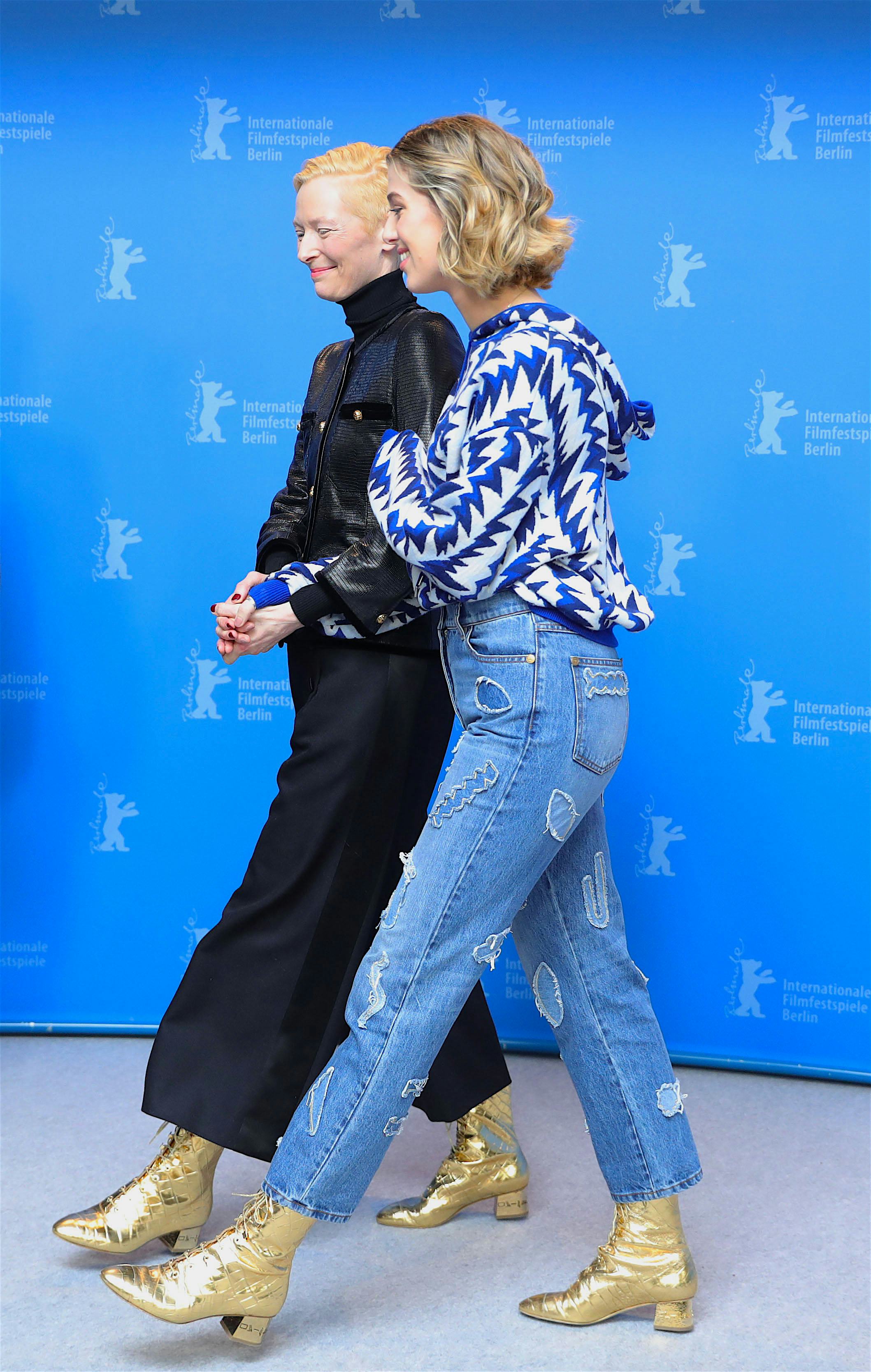 Tilda Swinton and Her Daughter, Honor, Posing Together on the Red ...