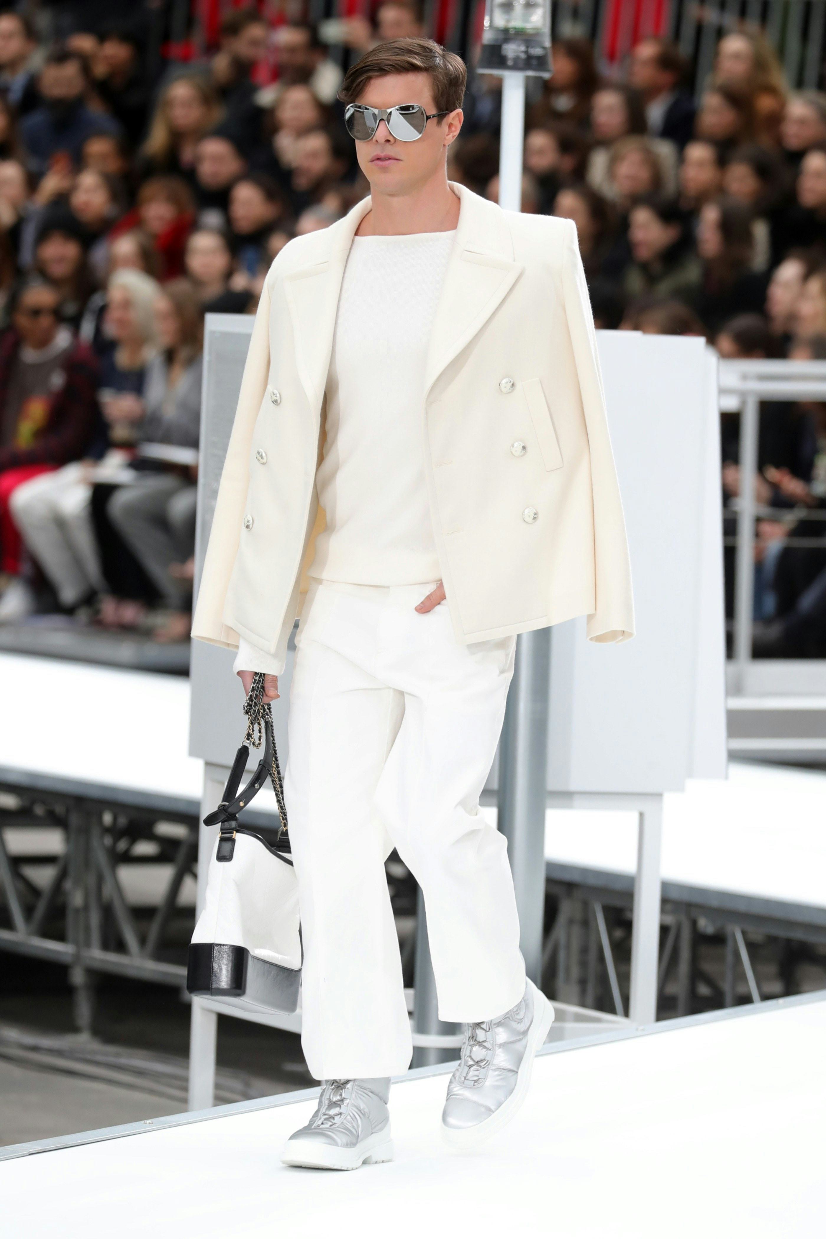 Karl Lagerfeld, by His Muses: Claudia Schiffer, Jerry Hall, Abbey Lee ...