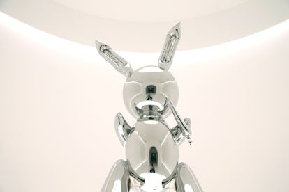 Jeff Koons Rabbit Sculpture Sells for Record $91.1 Million, Most ...