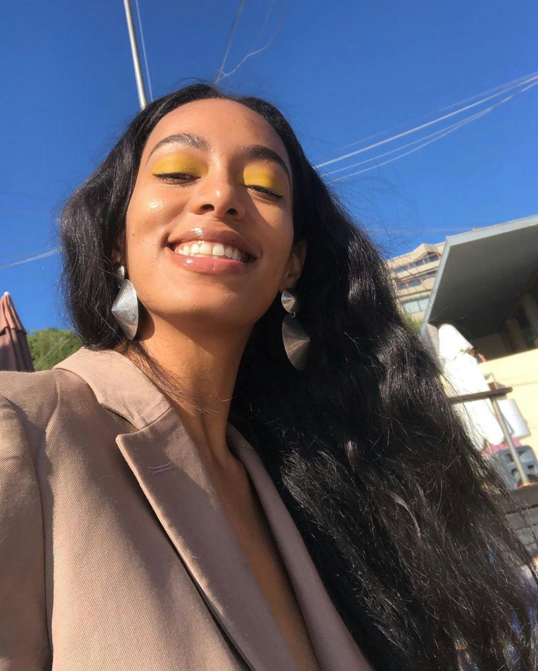 Solange’s Yellow Shadow Tops the Week’s Best Beauty Looks on Instagram