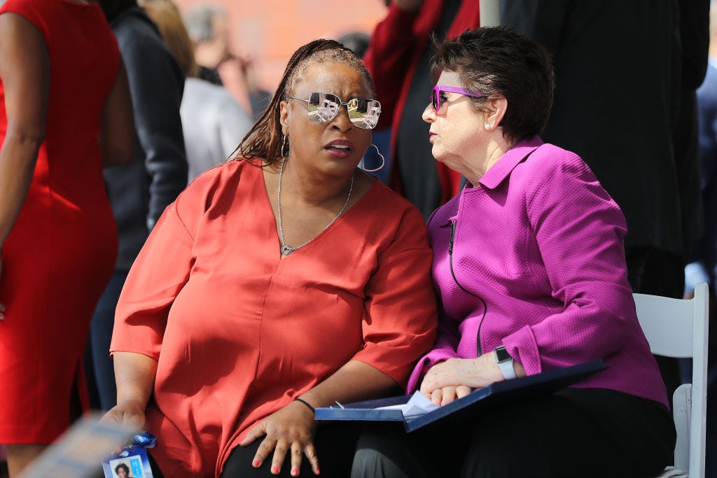 US Open 2019: See Gigi Hadid, Tom Hiddleston, and More Celebrities ...