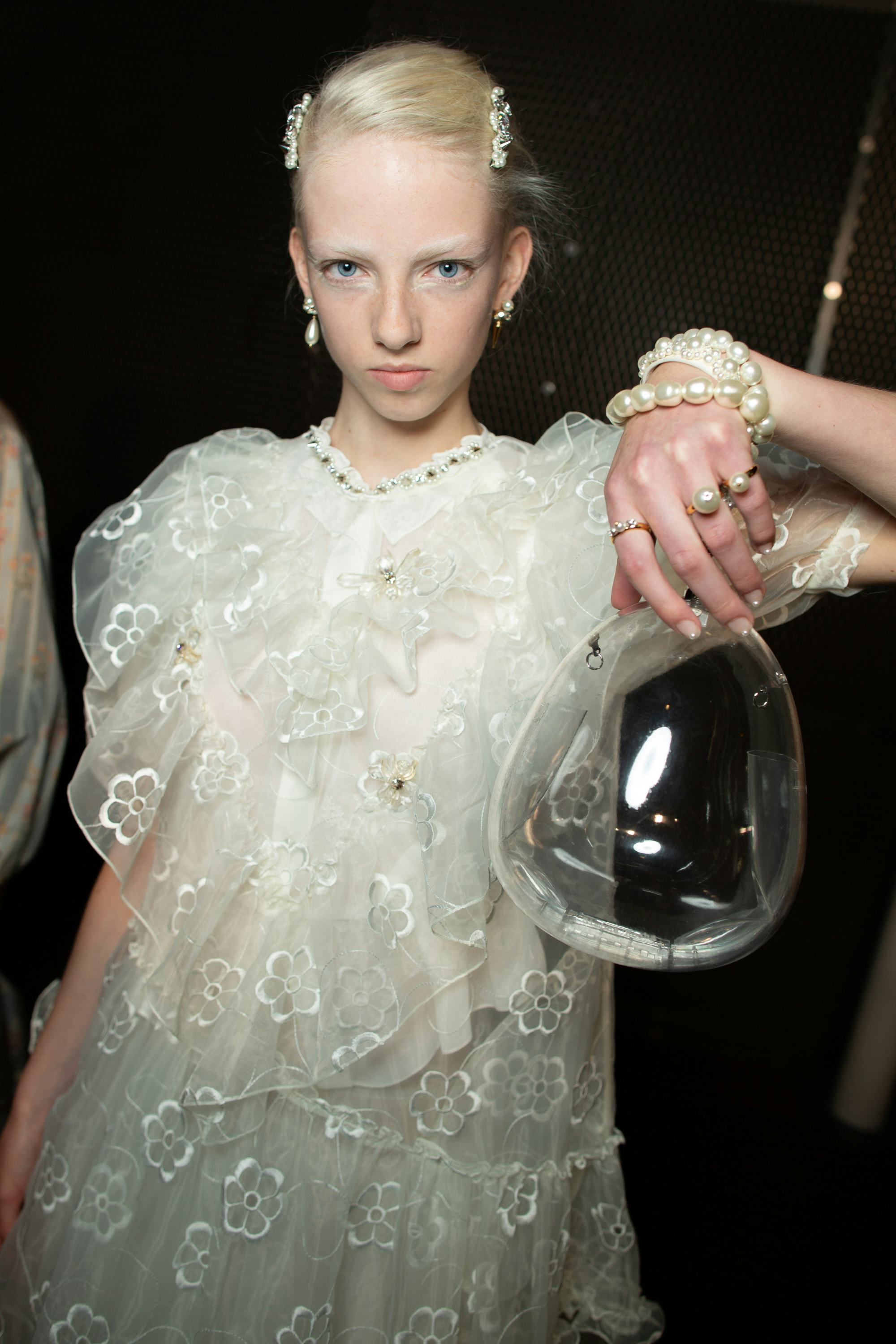 Simone Rocha Brought the Irish Countryside to London Fashion Week