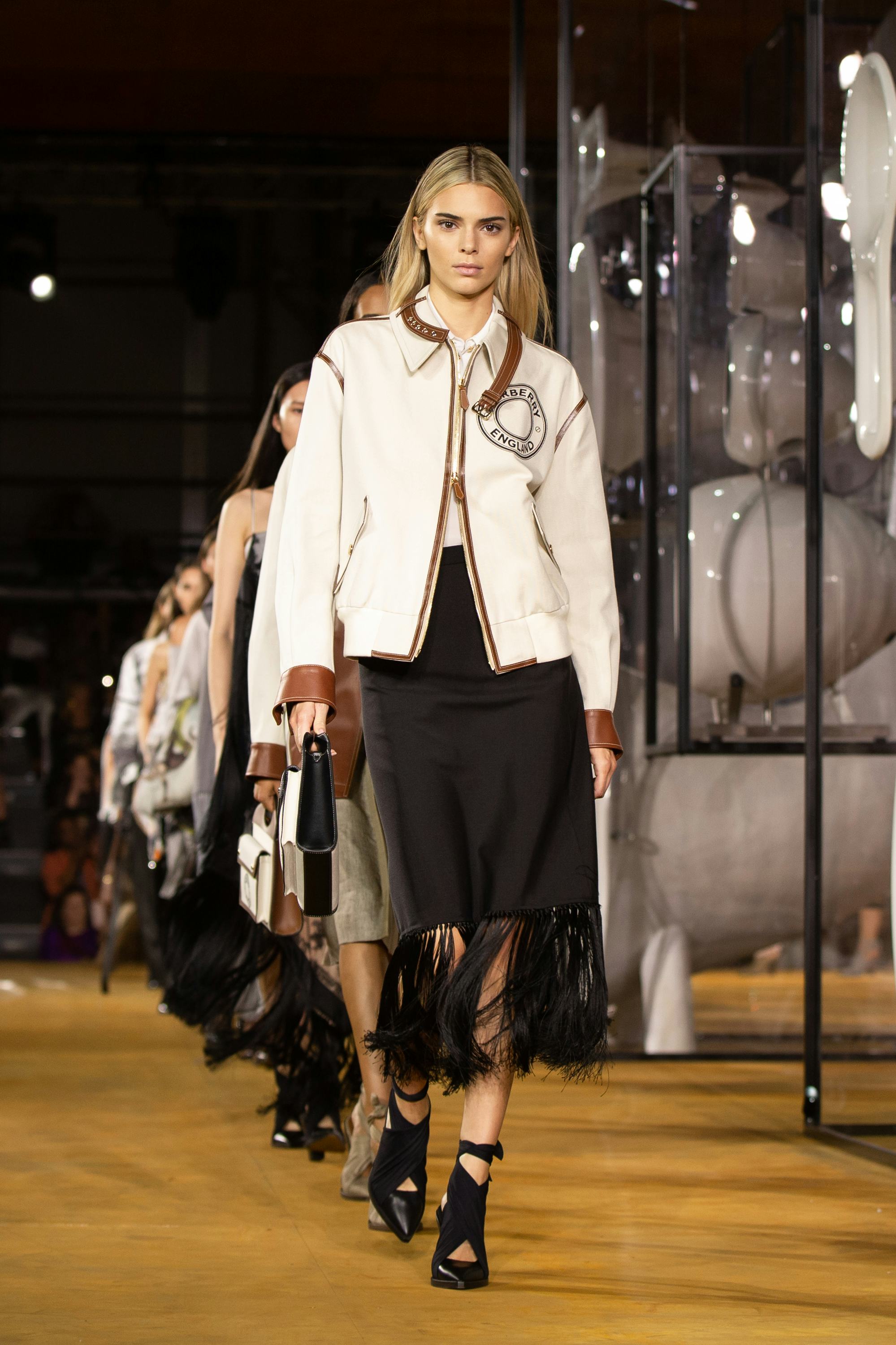 Burberry’s Spring 2020 Show Brings Out Today’s Supermodels For a ...