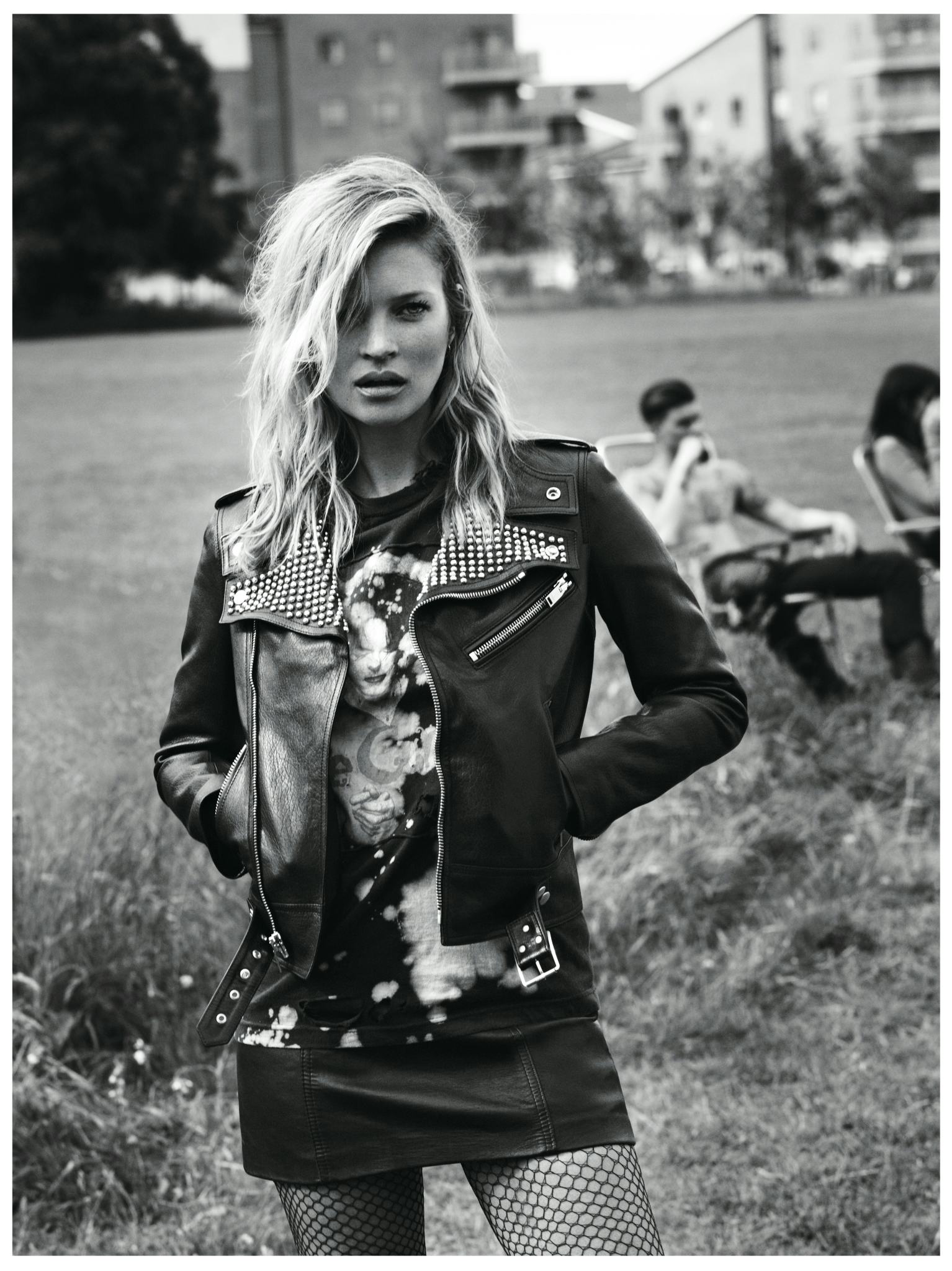 Nothing Tastes As Good As Watching Kate Moss Cooking Chicken Feels