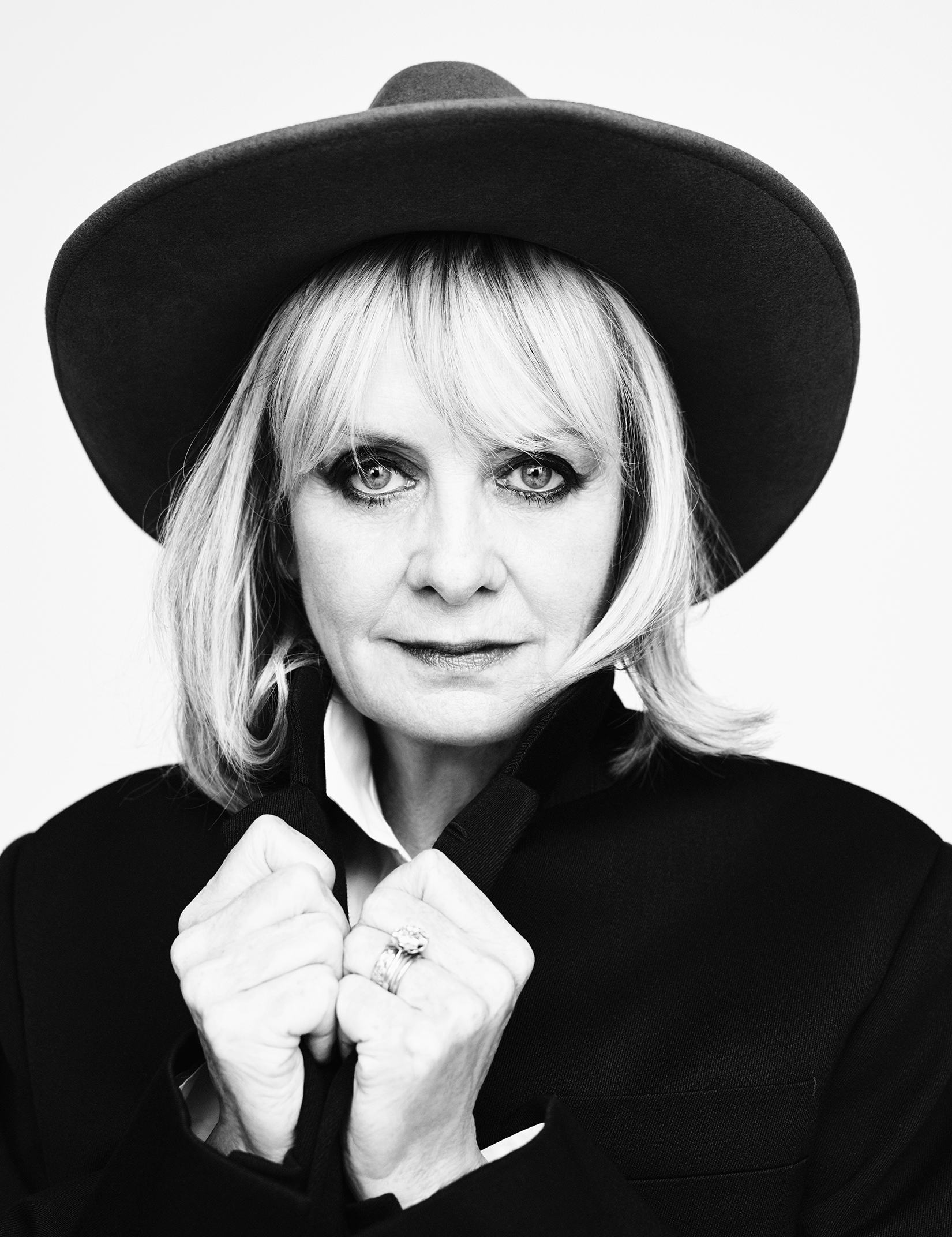 Lizzy Gilbert's Instagram, Twitter & Facebook on IDCrawl