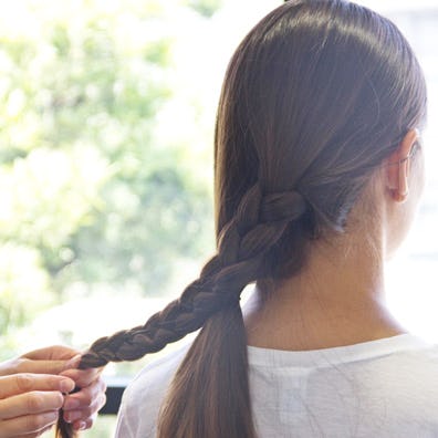 Spotlight: Get Gorgeous With A Braid Crown Hairstyle