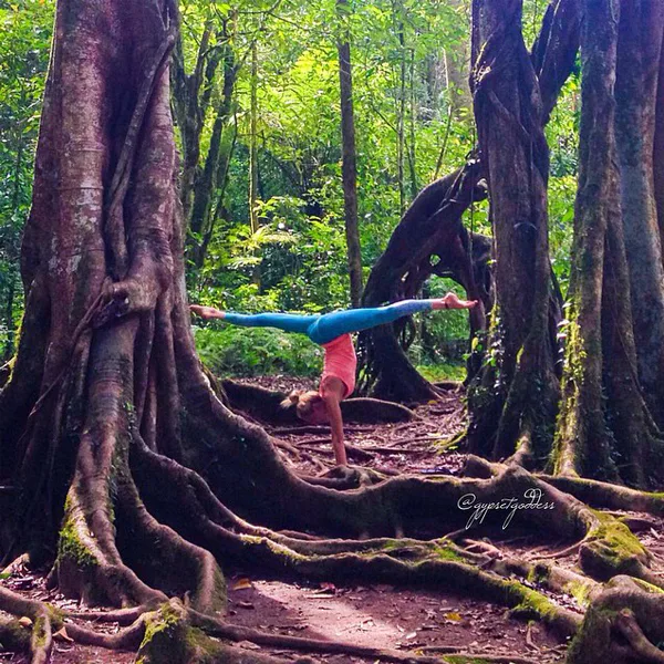 21 Travel-Themed Instagram Accounts To Follow Now
