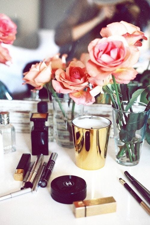How To Organize Your Makeup Like A Fashion Girl