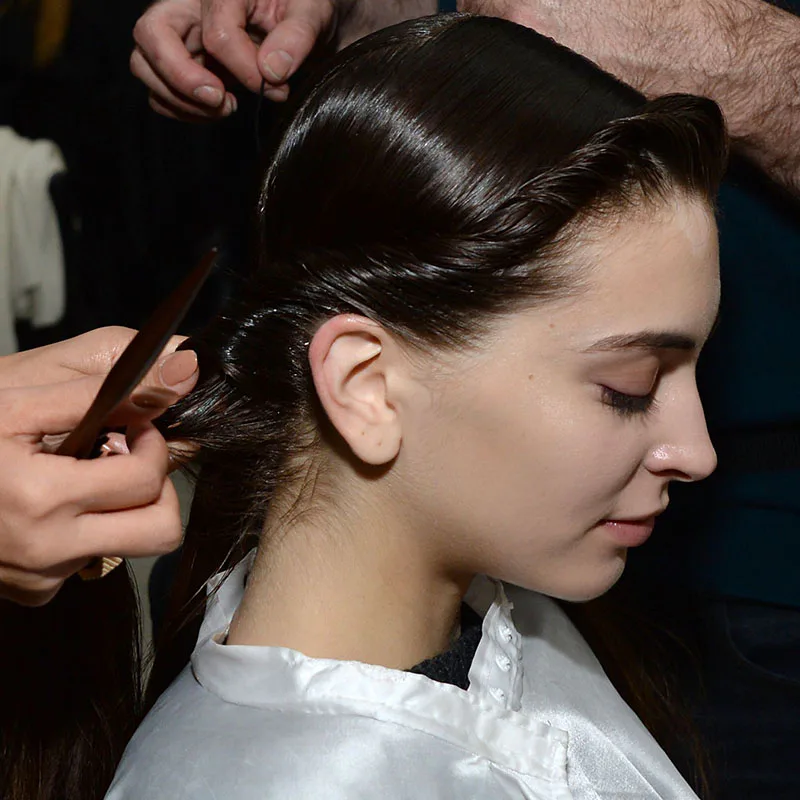 Morning Blues: Style Your Wet Hair In 2 Minutes Flat