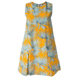 How Pull Off Tropical Palm Prints