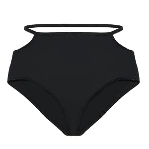 Master The Art Of Mixing & Matching Your Swimwear