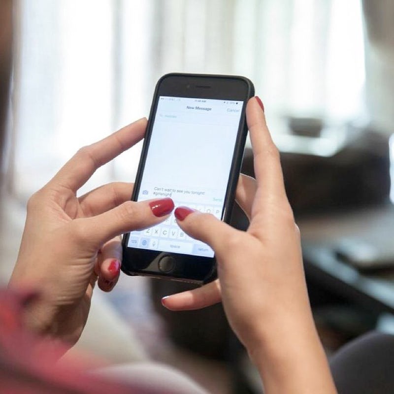 5 Ways To Multitask Through Your Manicure