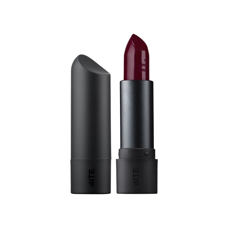 The Lipstick Shade Everyone Is Wearing Right Now
