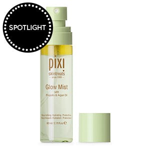 The Most Hydrating Face Mists For Dry Skin