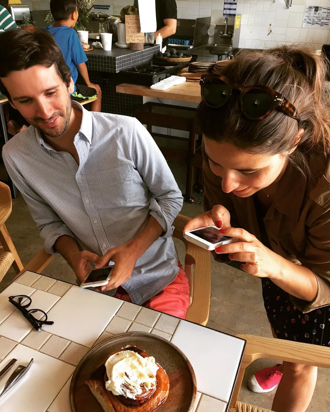 How To Use Instagram To Build Your Network
