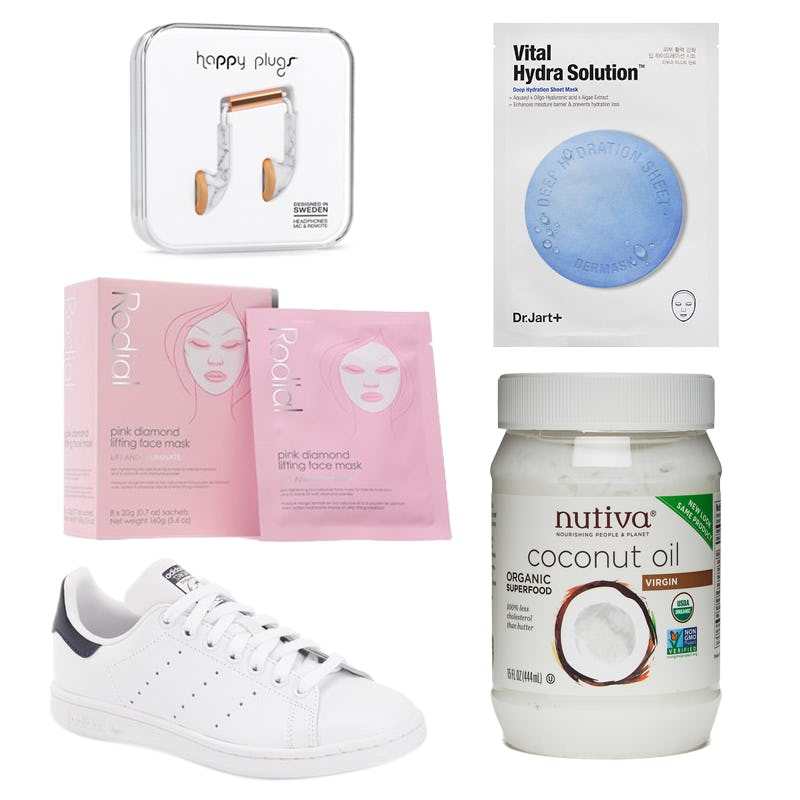 How Models Get Ready For Fashion Week From Head To Toe