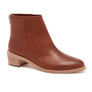 3 Fresh Ways To Wear Leggings Right Now