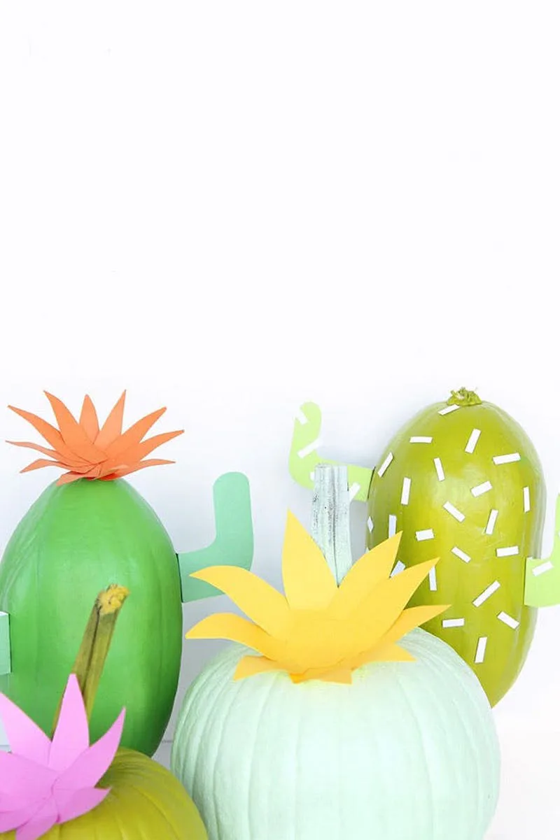 14 Chic Ways To Dress Up Your Pumpkin This Halloween