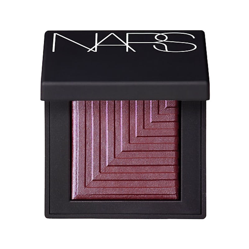 The Unexpected Eye Shadow Color It Girls Are Obsessed With