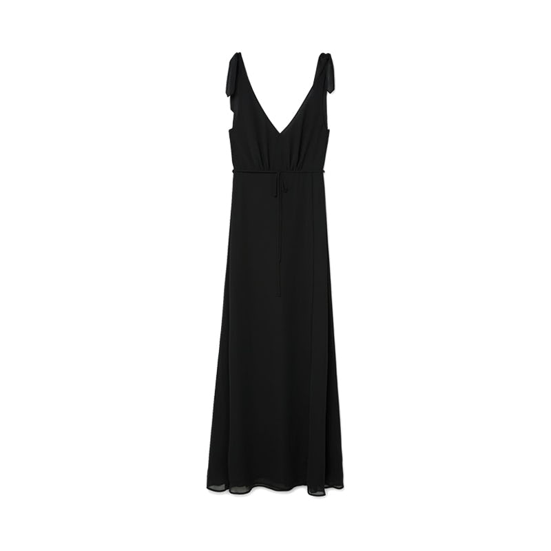 How To Choose The Most Flattering Holiday Dress For Your Body Type