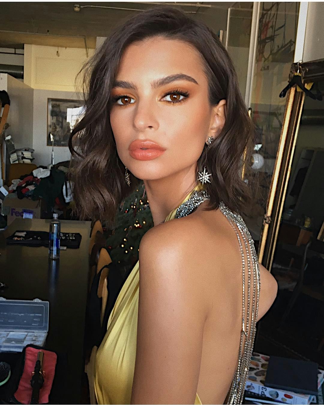 Emily Ratajkowski Just Debuted A Major Haircut