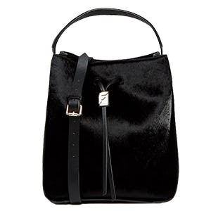 4 Unexpected Ways To Style Your Leggings This Winter