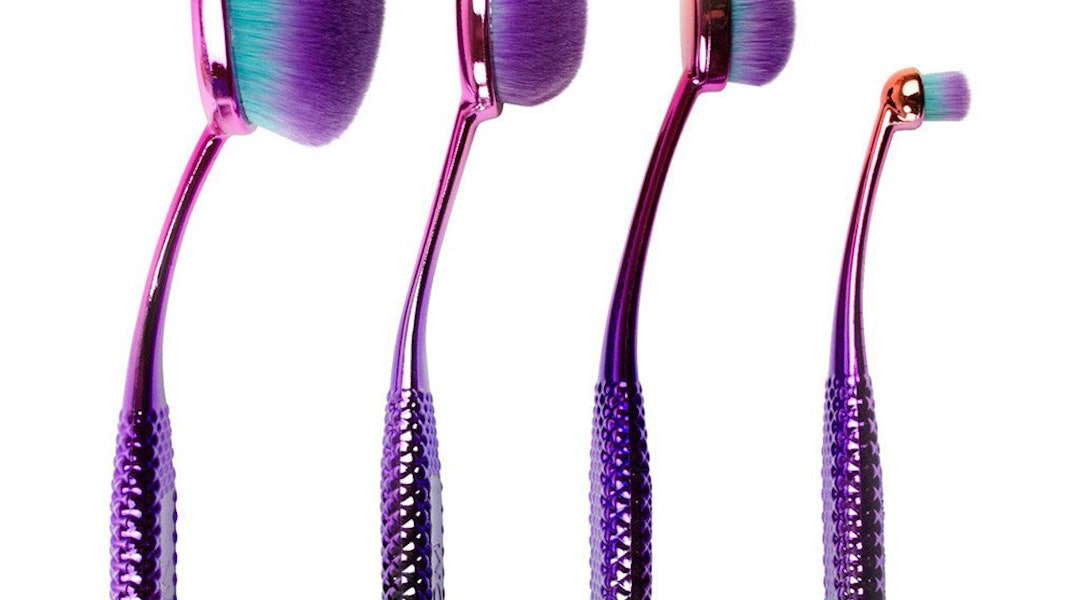 How To Score These Pro Makeup Brushes For Cheap How To Score These Pro Makeup Brushes For Cheap