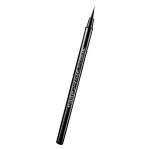 These Drugstore Eyeliners Won’t Smear—No Matter What