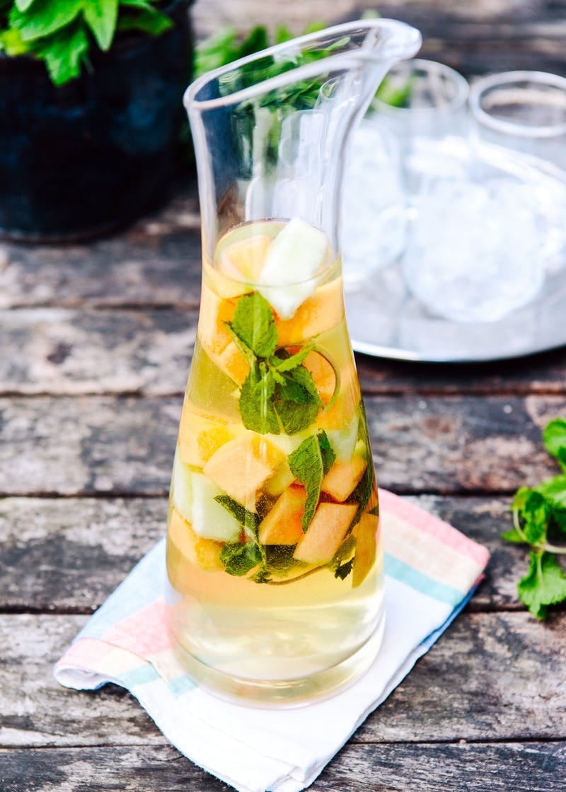 6 Cocktail Recipes You Can Make In A Pitcher