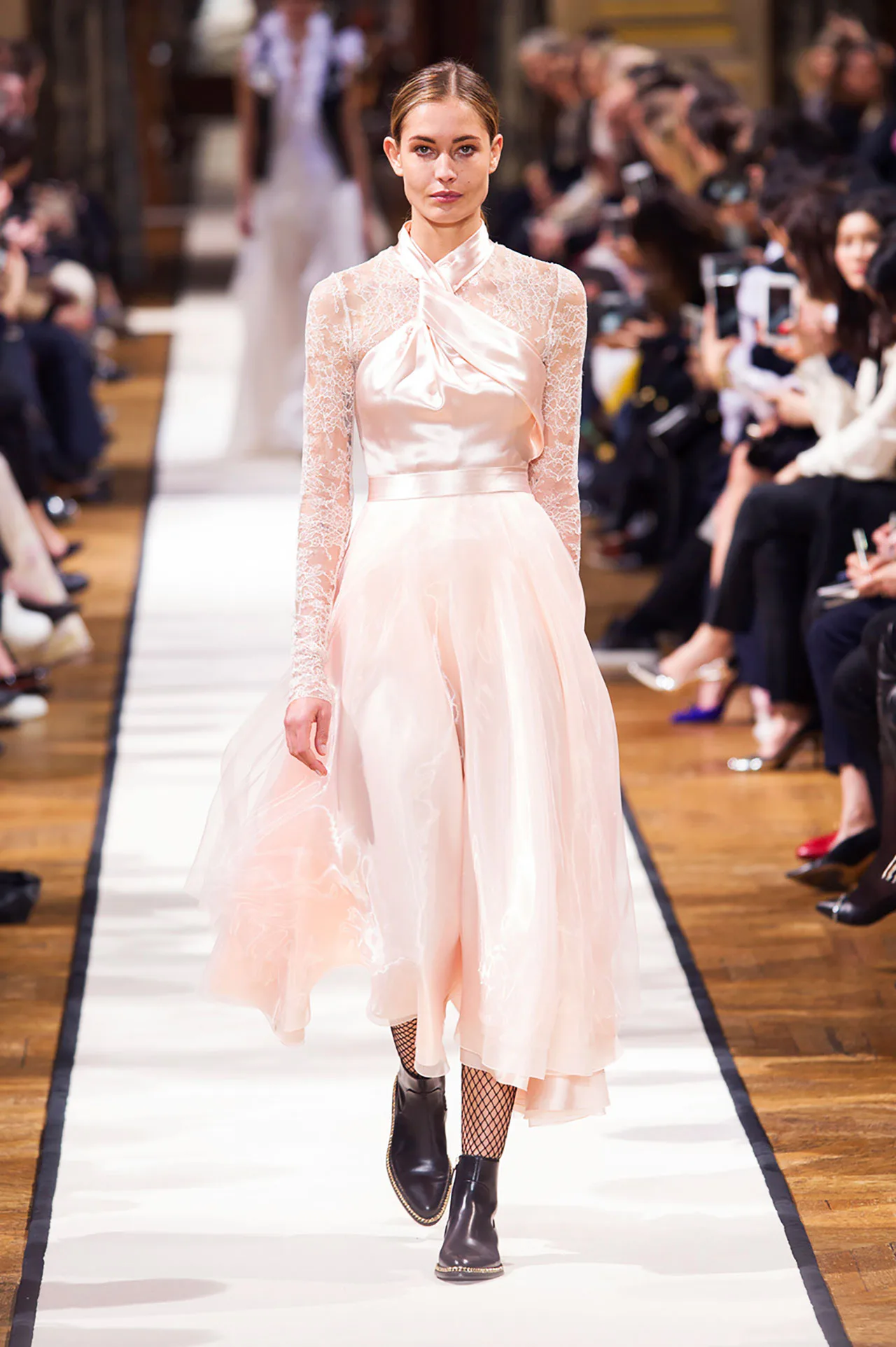 The Most Magical Looks You Have To See From Paris Fashion Week