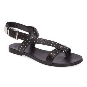 These Flat Sandals Are Perfect For Busy Girls