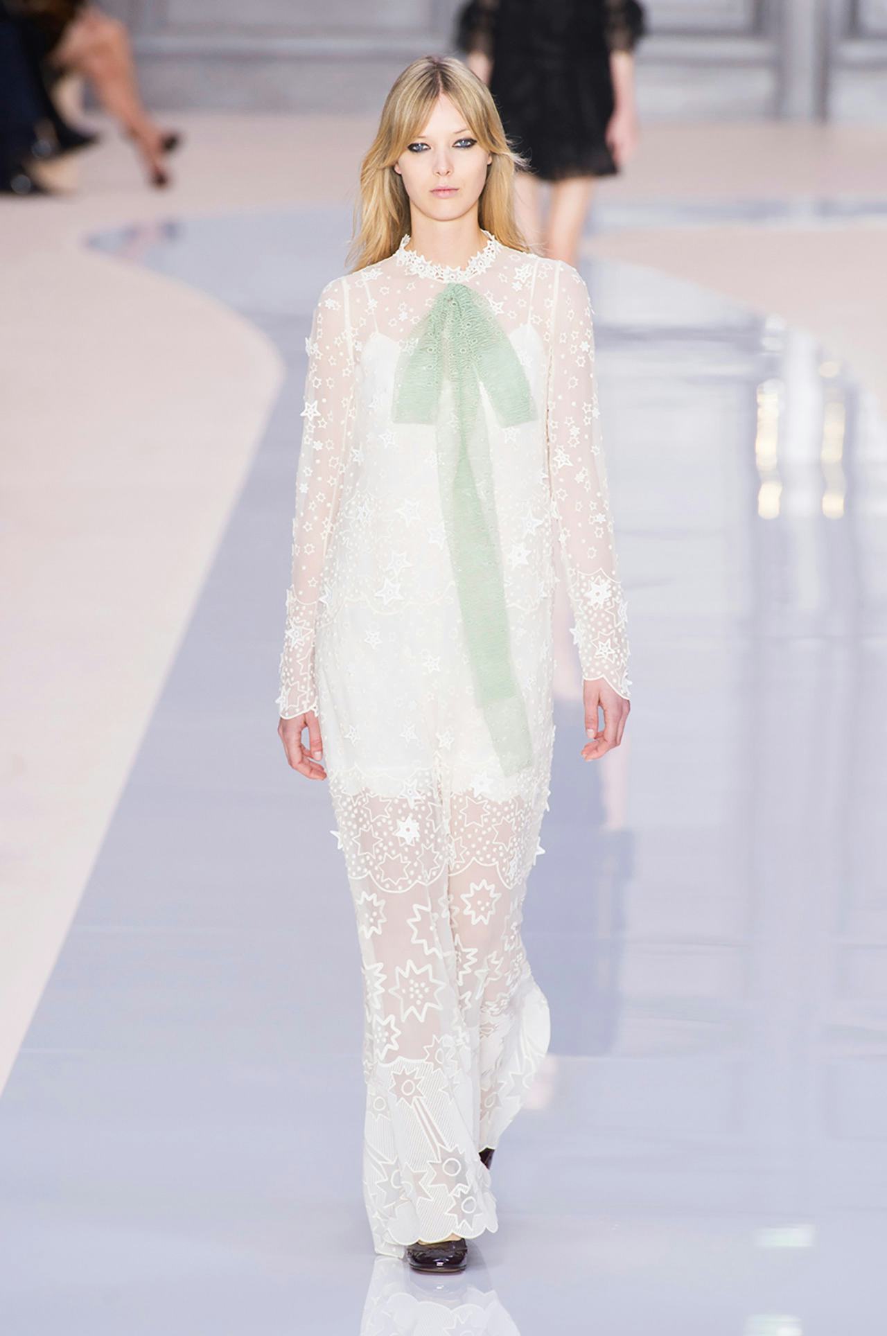 Gorgeous Wedding Dress Inspiration From The Runway